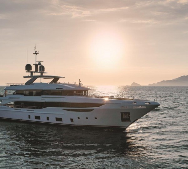 Yacht INK, Benetti | CHARTERWORLD Luxury Superyacht Charters